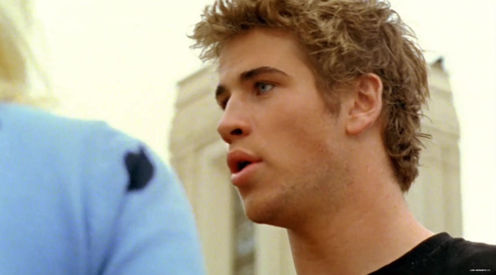 1x19 Princess Amanda - 5651 - Liam Hemsworth Photogallery