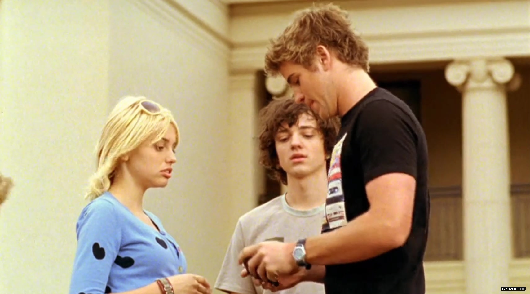 1x19 Princess Amanda - 5668 - Liam Hemsworth Photogallery